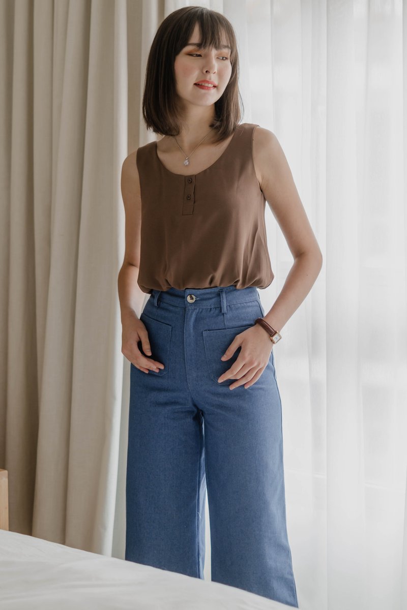 ACW Button Down U Neck Elastic Band Top in Chestnut | Anticlockwise